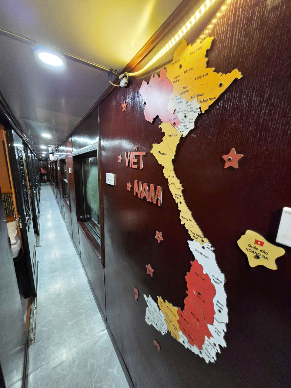 Ticket Reservation - Family Express Train - Sapa, Vietnam