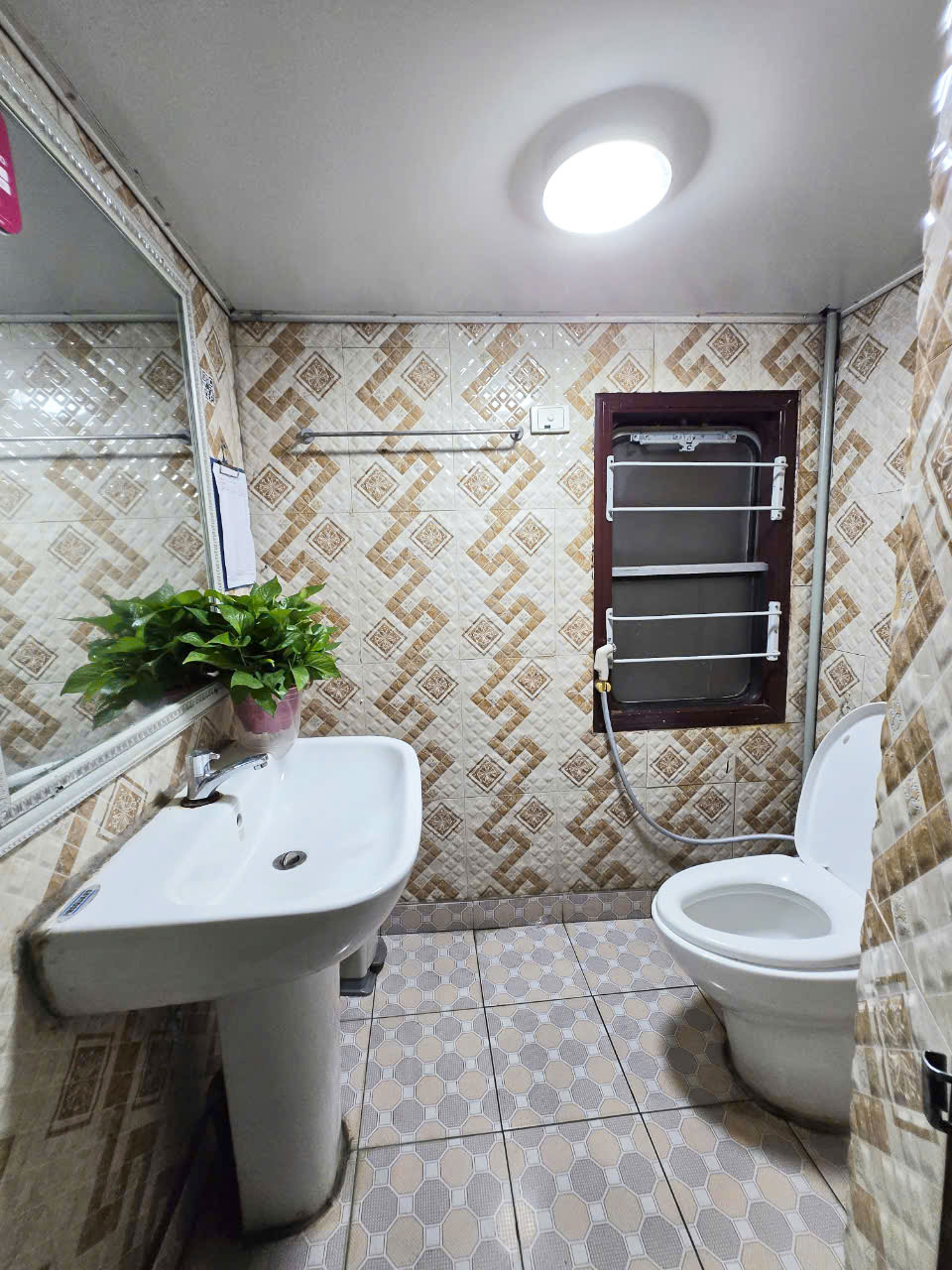 Ticket Reservation - Family Express Train - Sapa, Vietnam